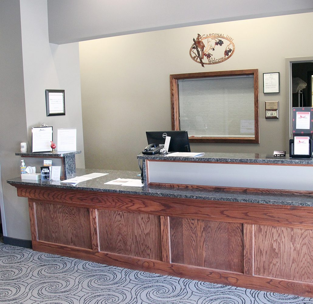 Lobby, registration area – Cardinal Inn Hotel | Event Center | Albion, NE